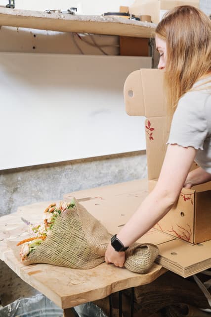 Petalon Flowers Case Study - RH Fibreboard Containers – Corrugated ...